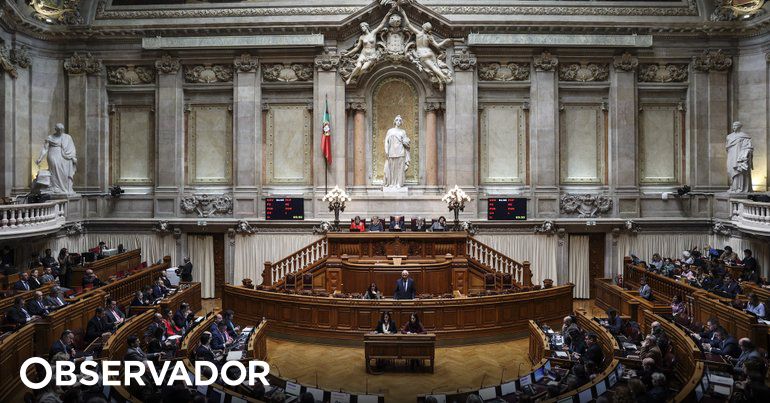 Parlamento Aprova Pesar Pela Morte Do Escritor E Poeta Luís Carmelo